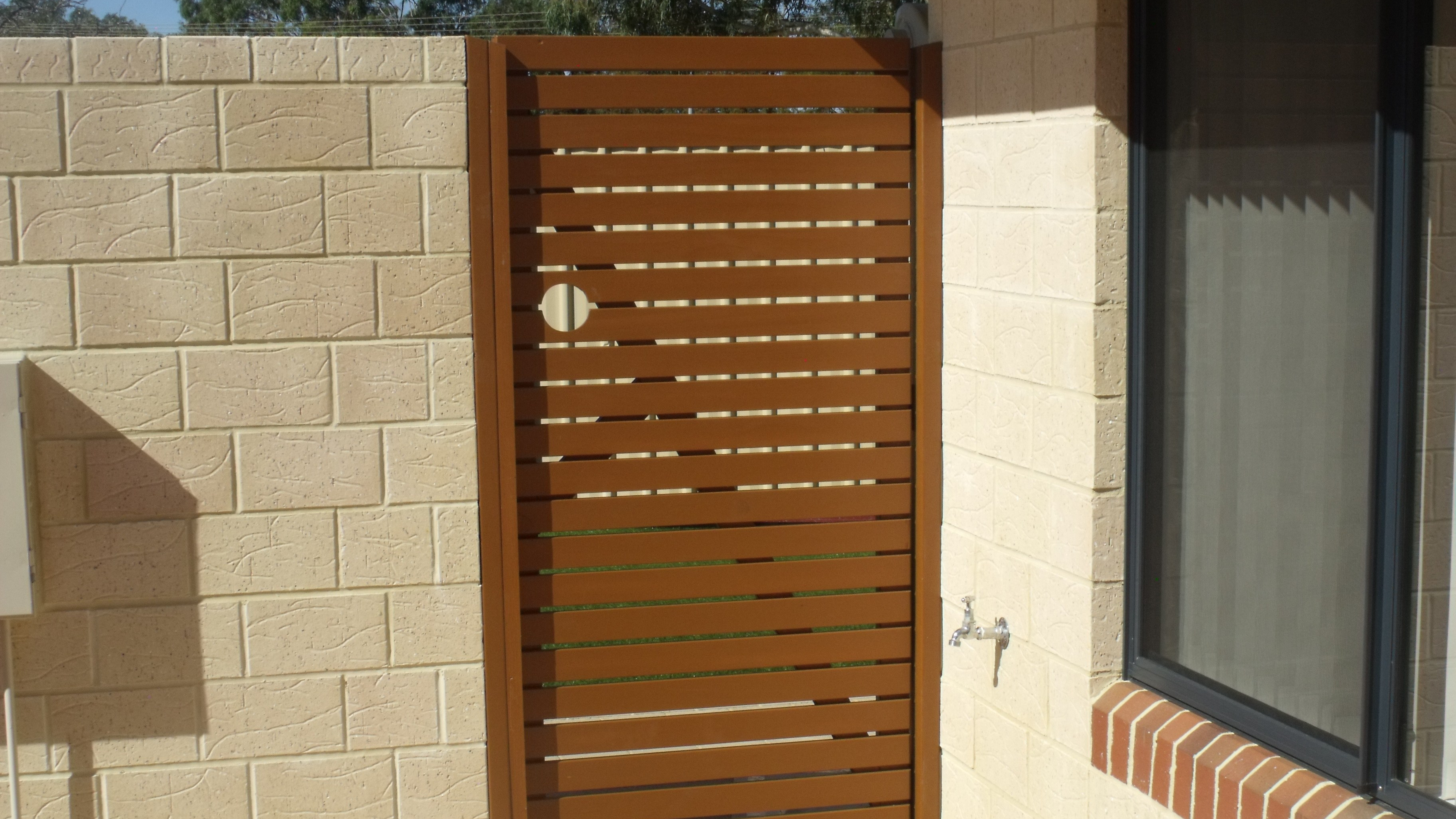 Advance Lattice & Gates | Geraldton custom gates, picket fences ...